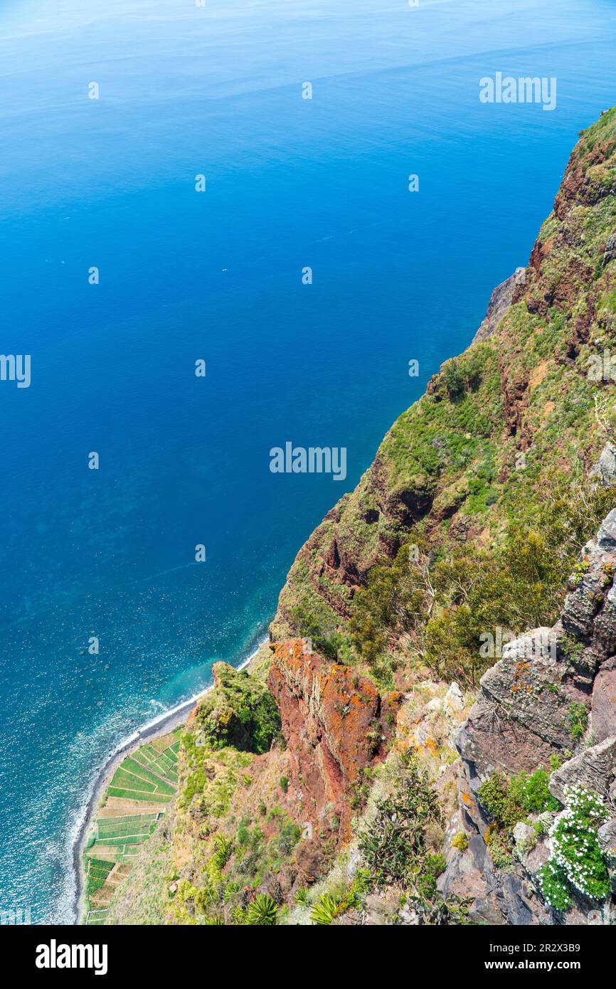 The second highest cliff in the world 580 meters madeira hi-res stock ...