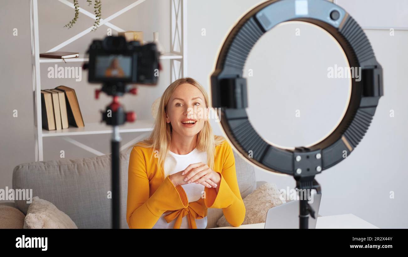 Influencer speaker hi-res stock photography and images - Alamy