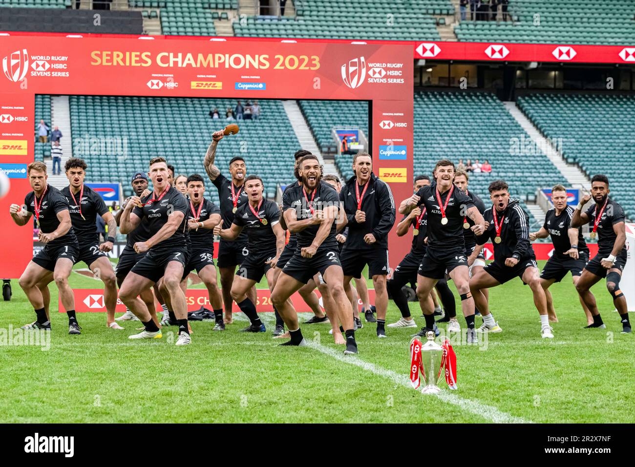 New lawns stadium hi-res stock photography and images - Alamy