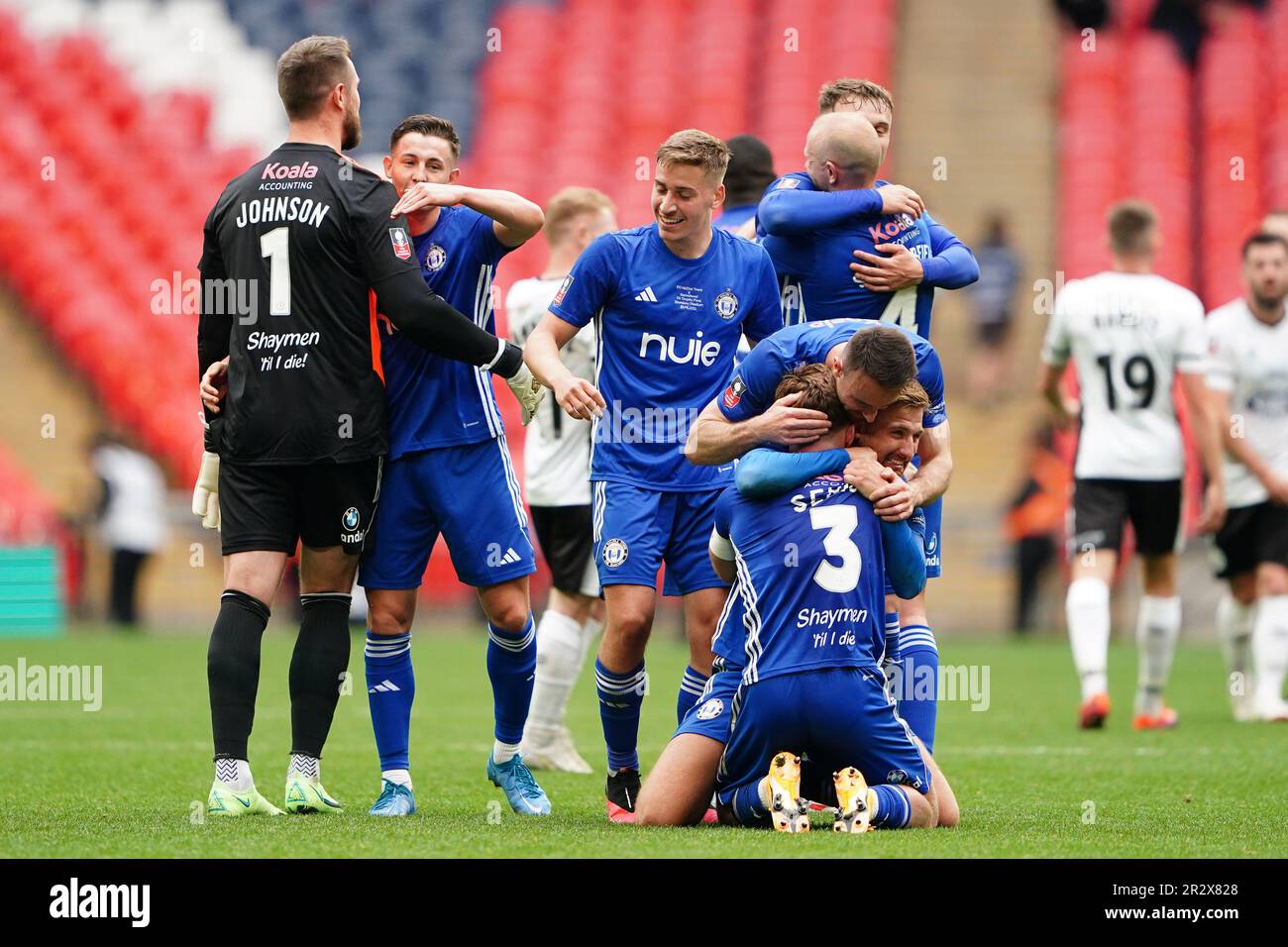 FC Halifax Town players celebrate their victory following the Isuzu FA ...