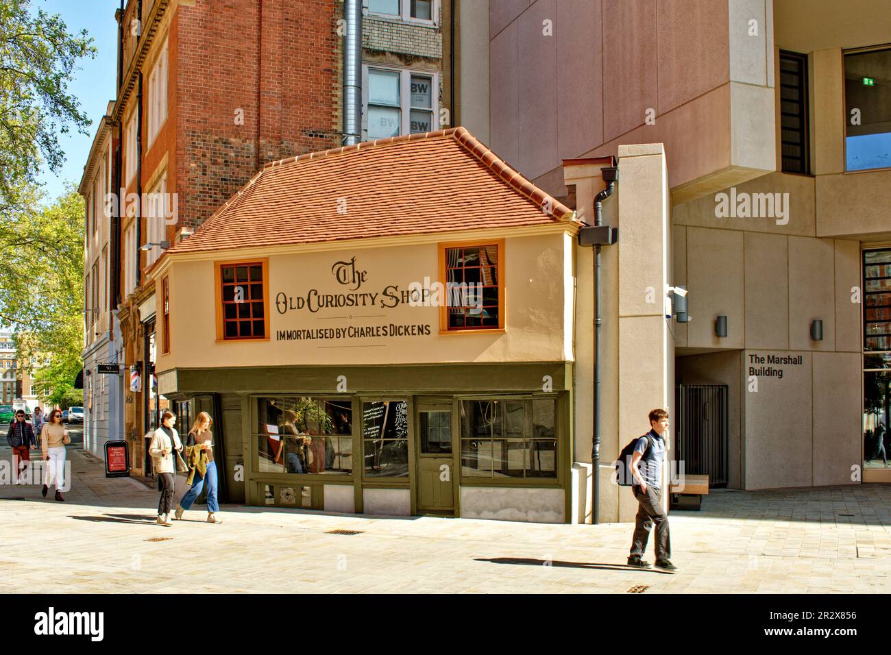 Victorian london street shop hi-res stock photography and images - Alamy