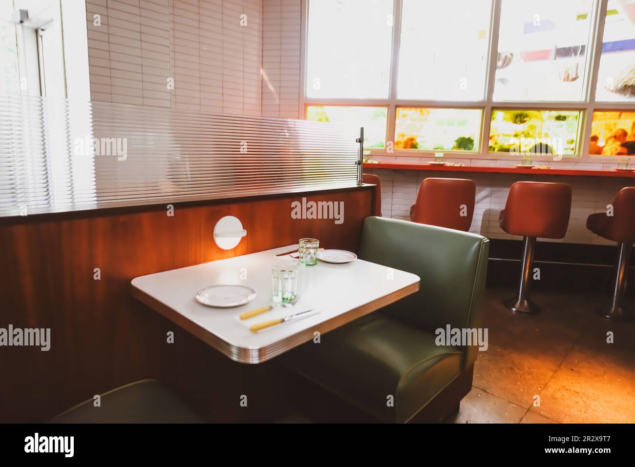 Diner old hi-res stock photography and images - Alamy