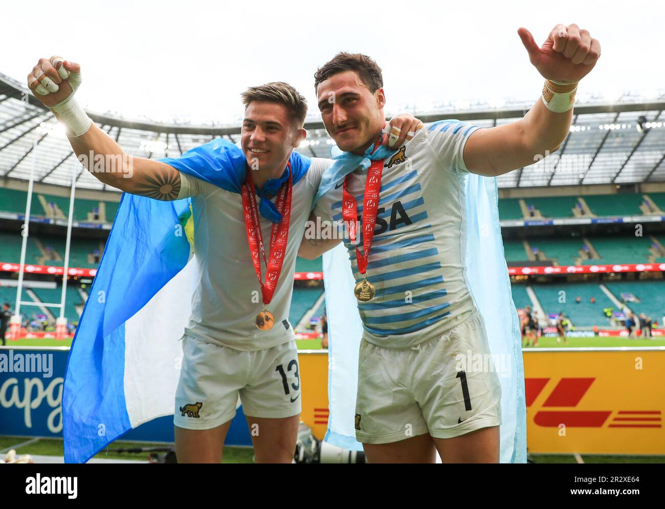 Argentina's Marcos Moneta (left) and Rodrigo Isgro celebrate after ...