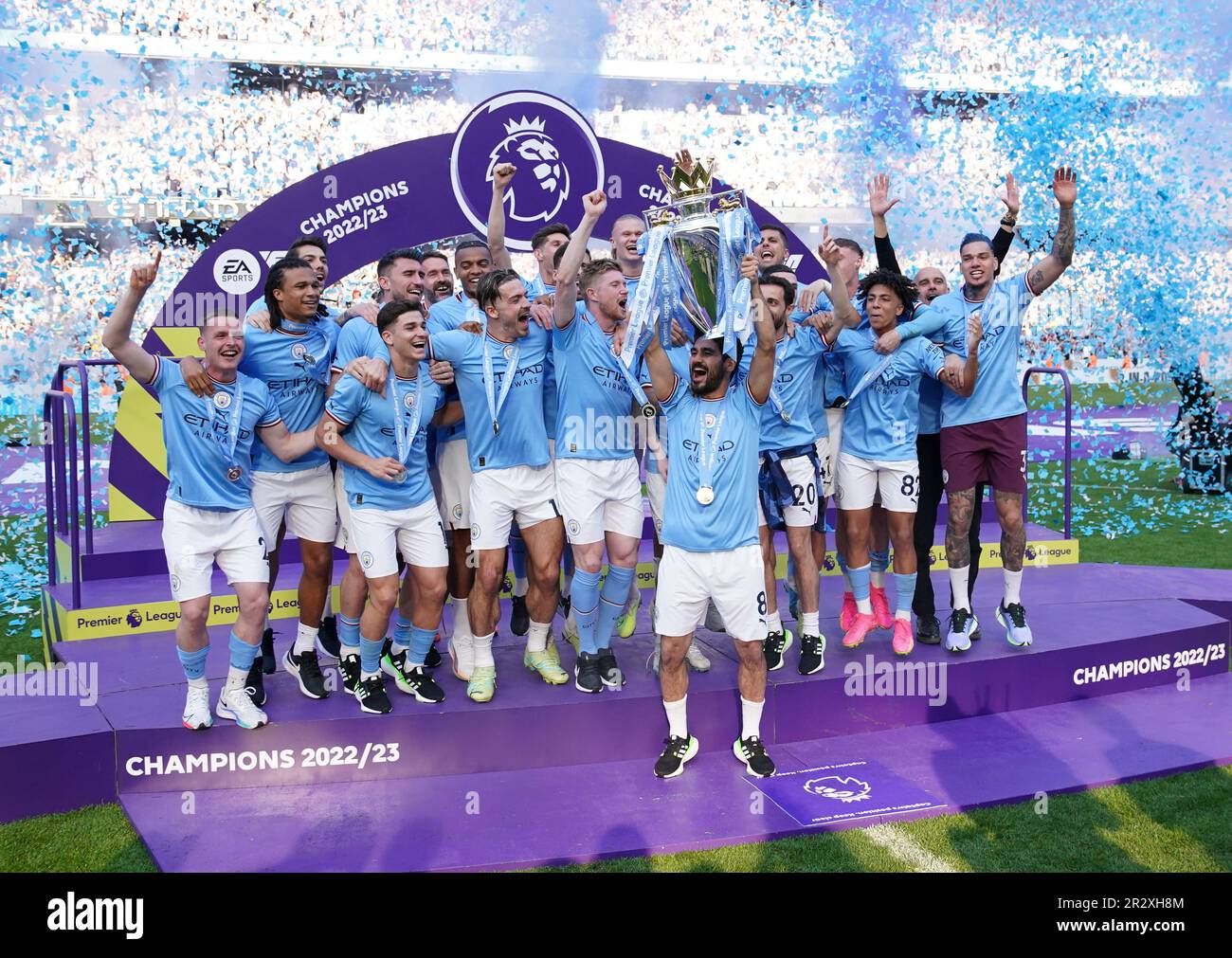 Manchester City's Ilkay Gundogan lifts the Premier League trophy ...