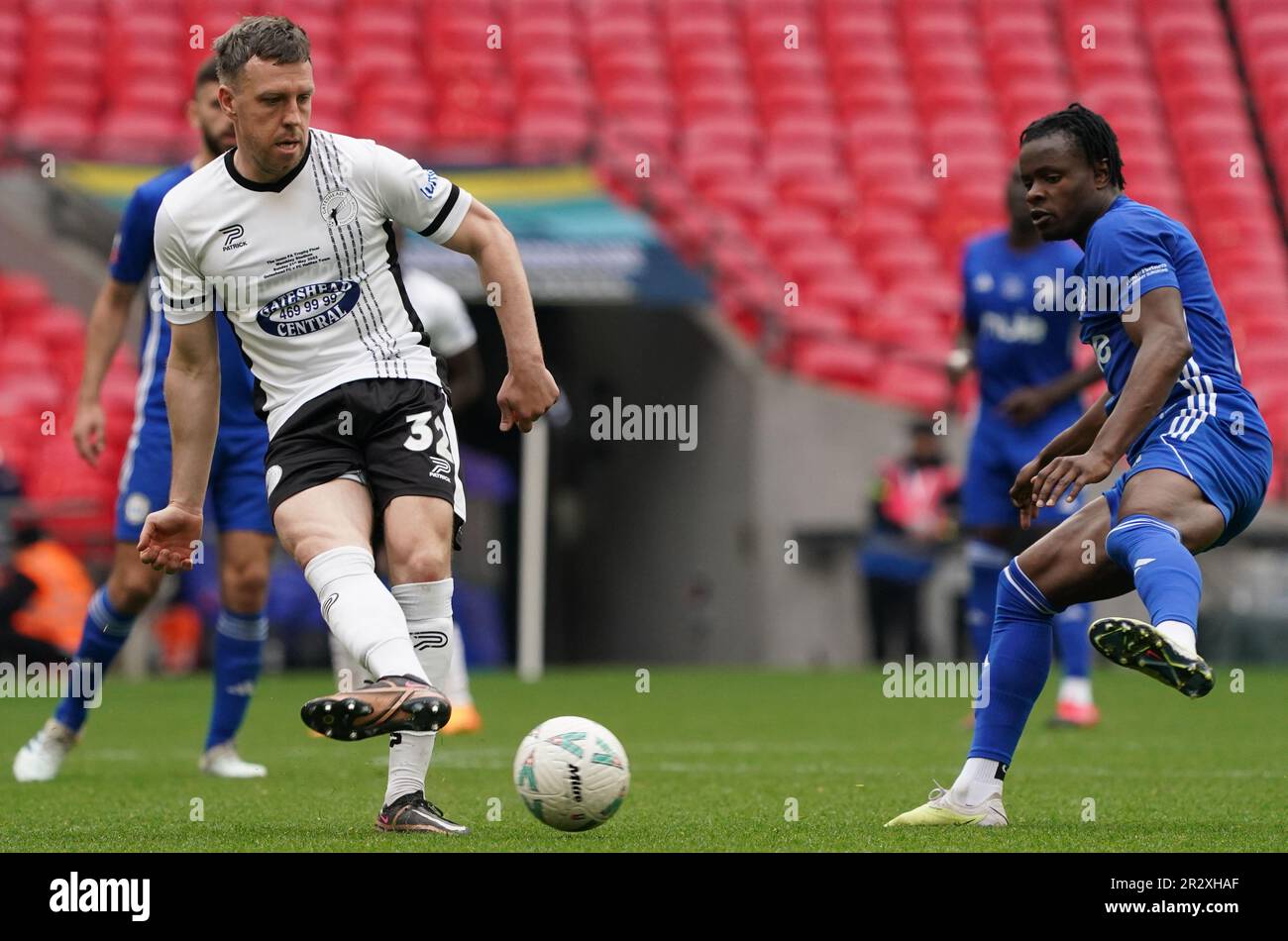 WEMBLEY, ENGLAND - MAY 21: Gateshead's Carl Magnay during the Isuzu FA ...