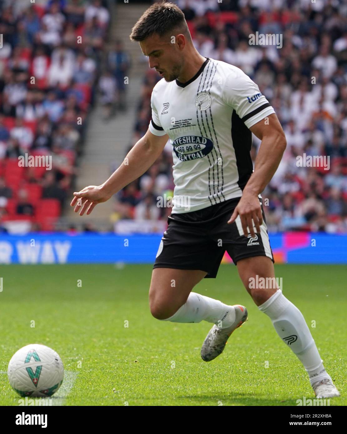 WEMBLEY, ENGLAND - MAY 21: Gateshead's Dan Ward during the Isuzu FA ...
