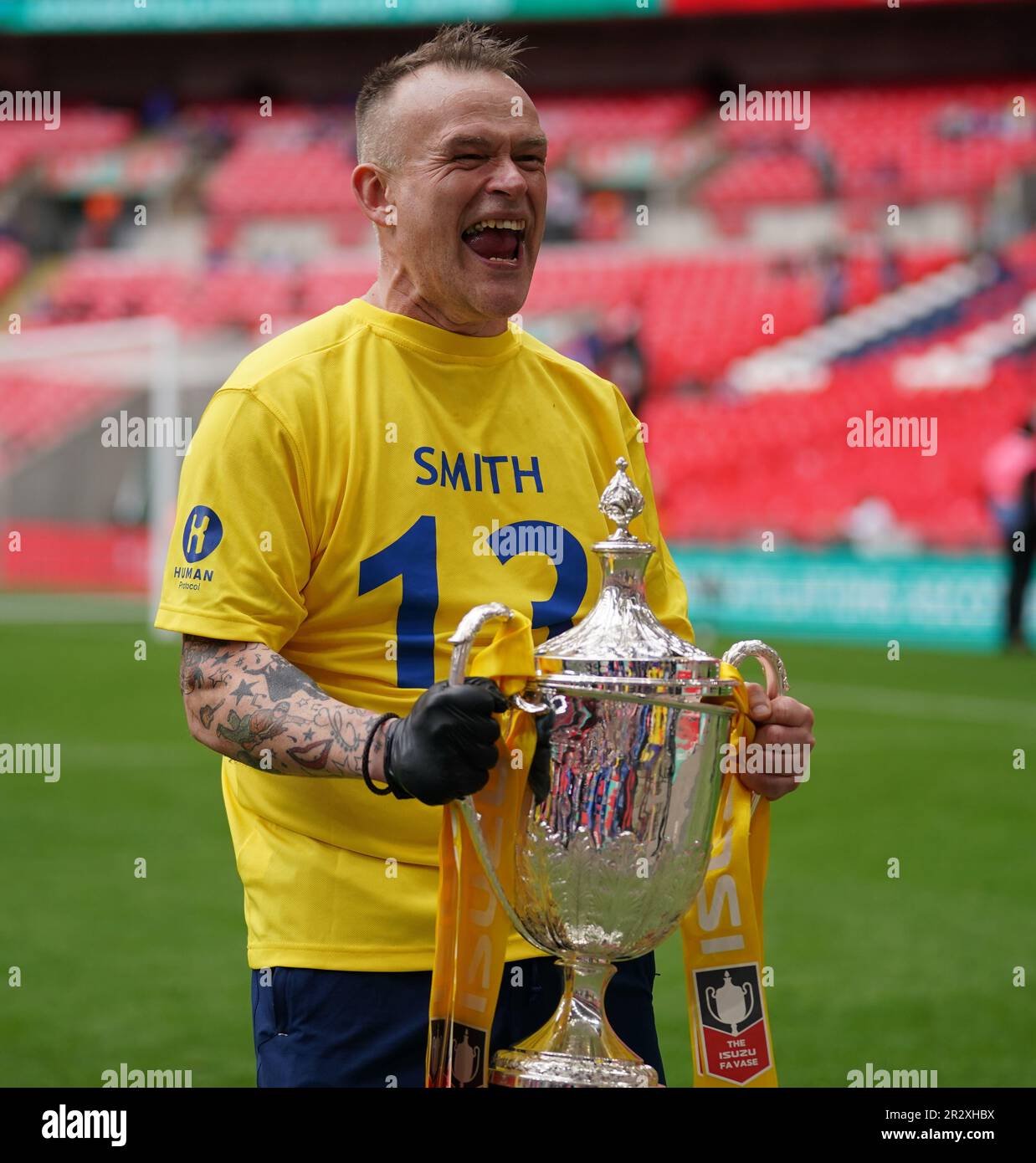 Fa vase hi-res stock photography and images - Alamy