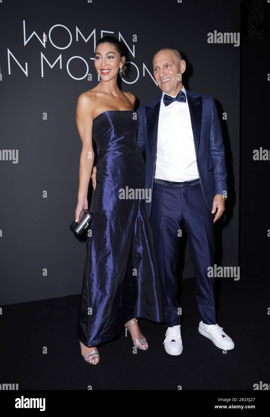 Sarah Staudinger, left, and Ari Emanuel pose for photographers upon ...