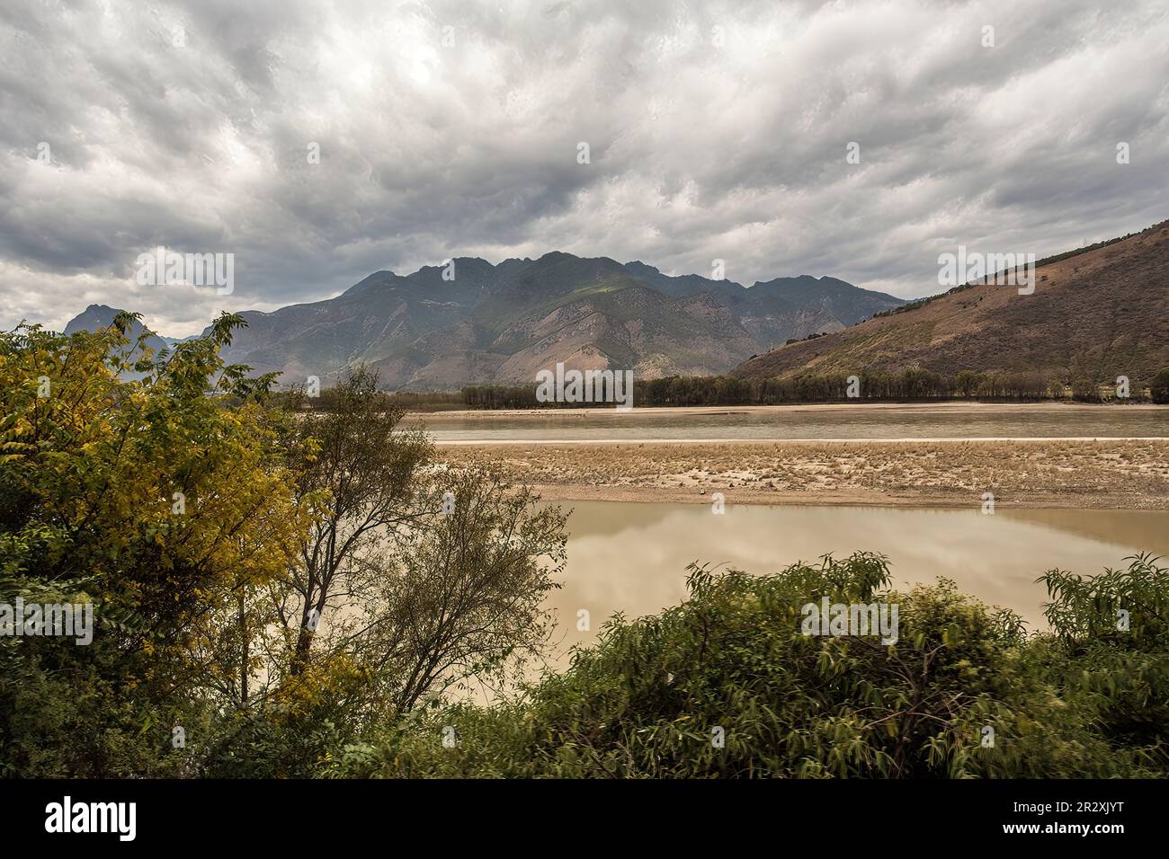 First bend hi-res stock photography and images - Alamy