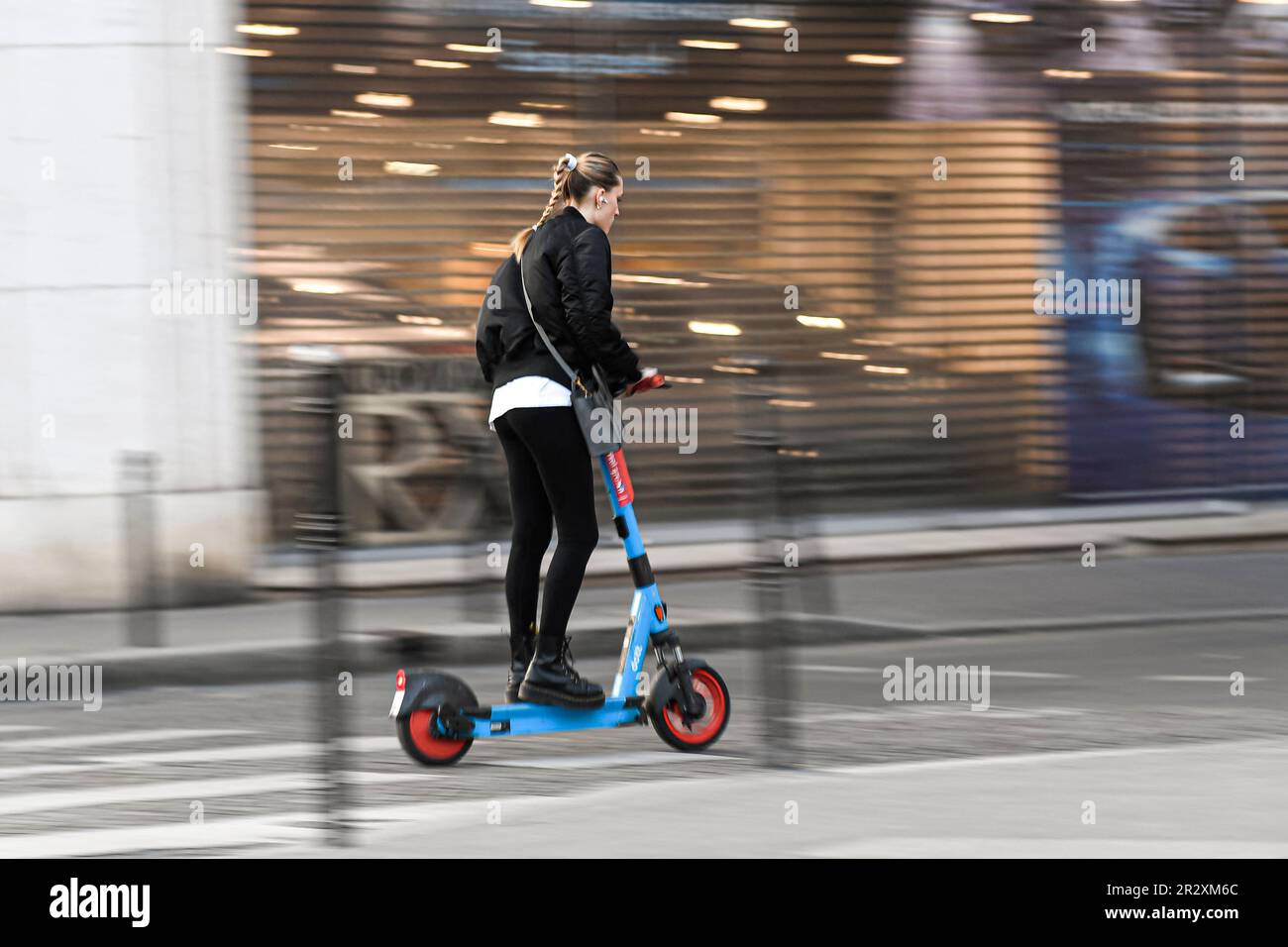 Dott electric scooters company hi-res stock photography and images - Alamy