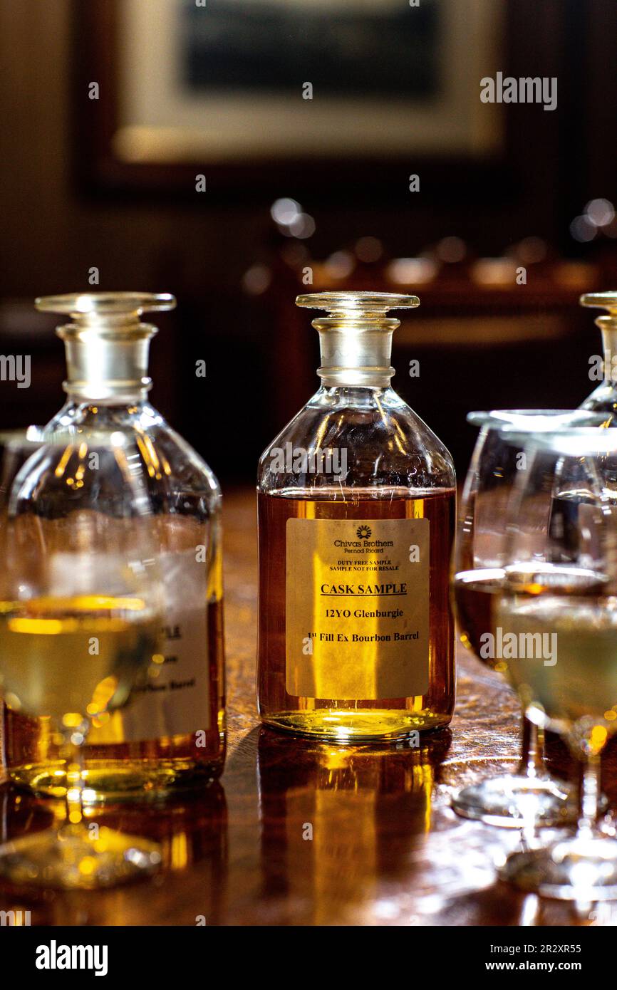 Cask samples hi-res stock photography and images - Alamy