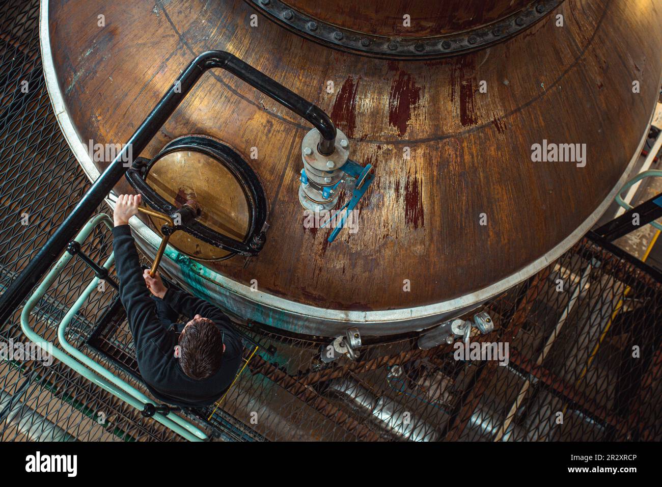 Tamnavulin whisky distillery, Ballindalloch, Banffshire, Scotland ...