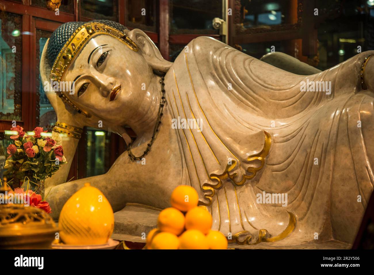 Reclining Jade Buddha, Jade Buddha Temple, Shanghai, Reclining Buddha ...