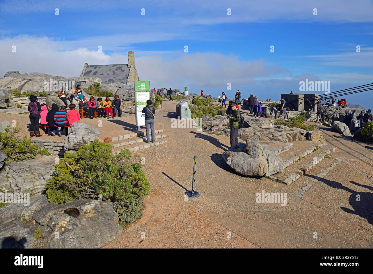 Tourists on the plateau of Table Mountain, Cape Town, Western Cape ...
