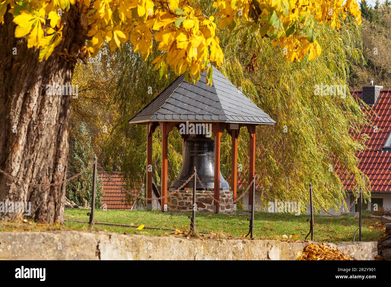 Stand alone bell tower hi-res stock photography and images - Alamy
