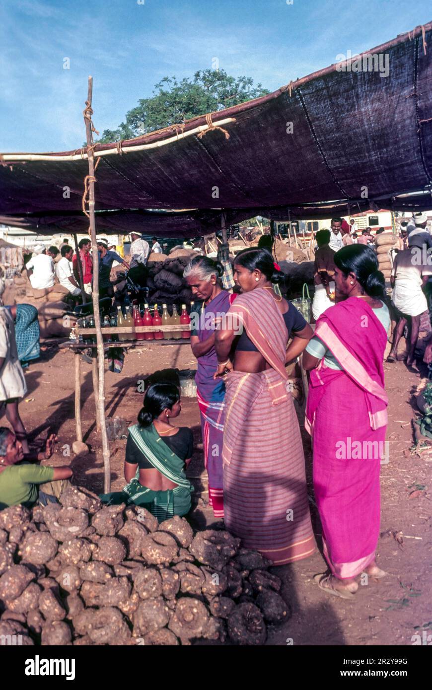 Weekly Periodical market at Thudiyalur, Coimbatore, Tamil Nadu, South ...