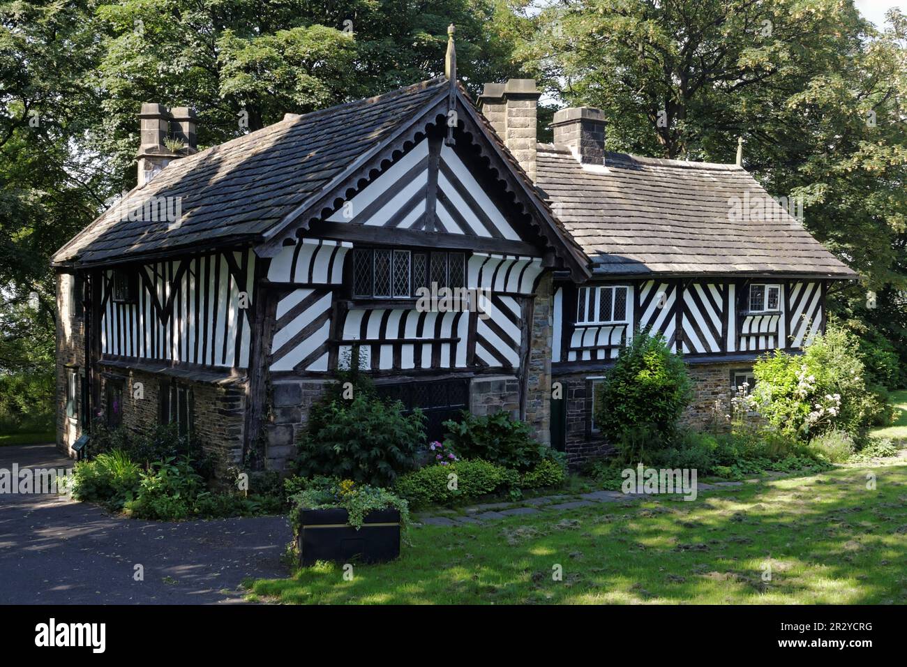 Bishops House in Meersbrook park, Sheffield, England UK. English Timber ...
