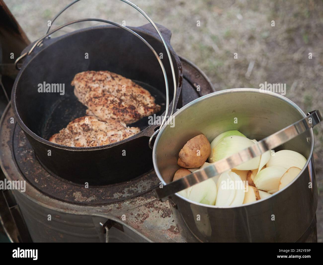Cooking for yourself at a Japanese camp Stock Photo - Alamy