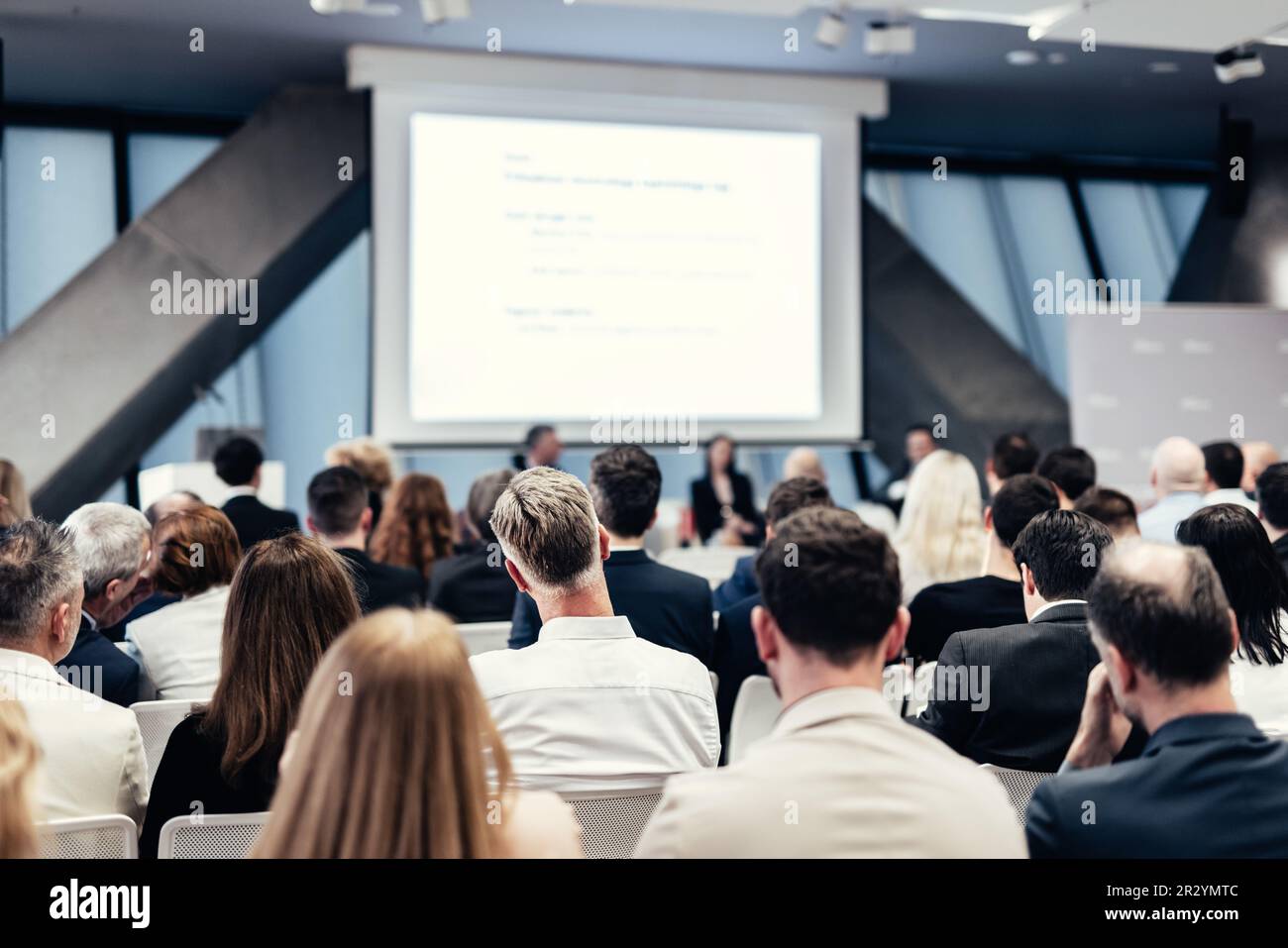 Faculty of management hi-res stock photography and images - Alamy