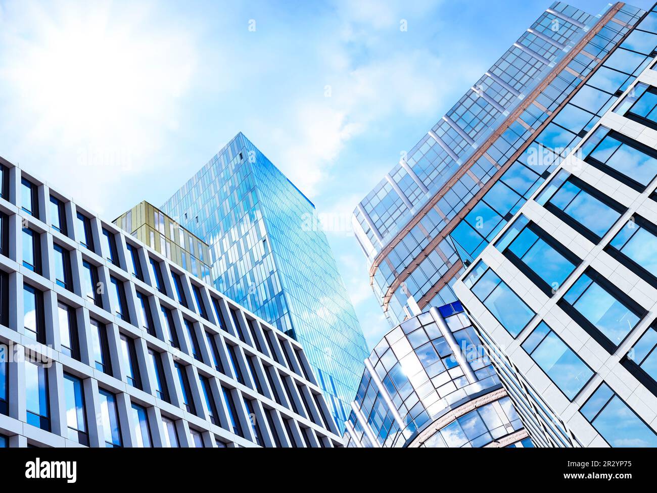 Clouds reflecting in windows hi-res stock photography and images - Alamy
