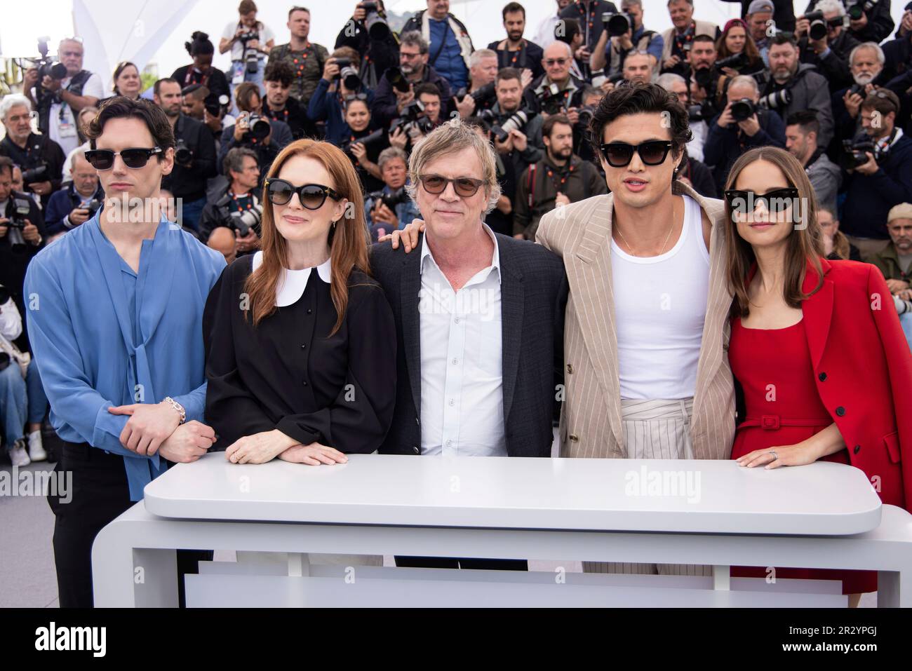 Cory Michael Smith, from left, Julianne Moore, director Todd Haynes, Charles Melton and Natalie ...