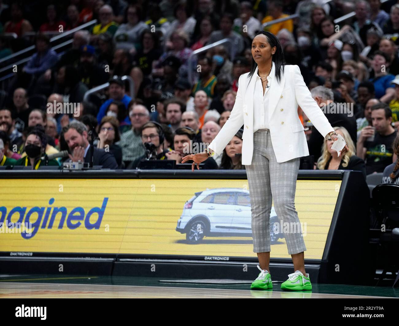 Seattle Storm head coach Noelle Quinn looks on during the first half of ...