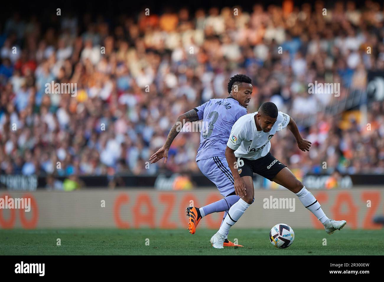 Valencia, Spain. 21st May, 2023. Real Madrid's Eder Militao (L) vies ...