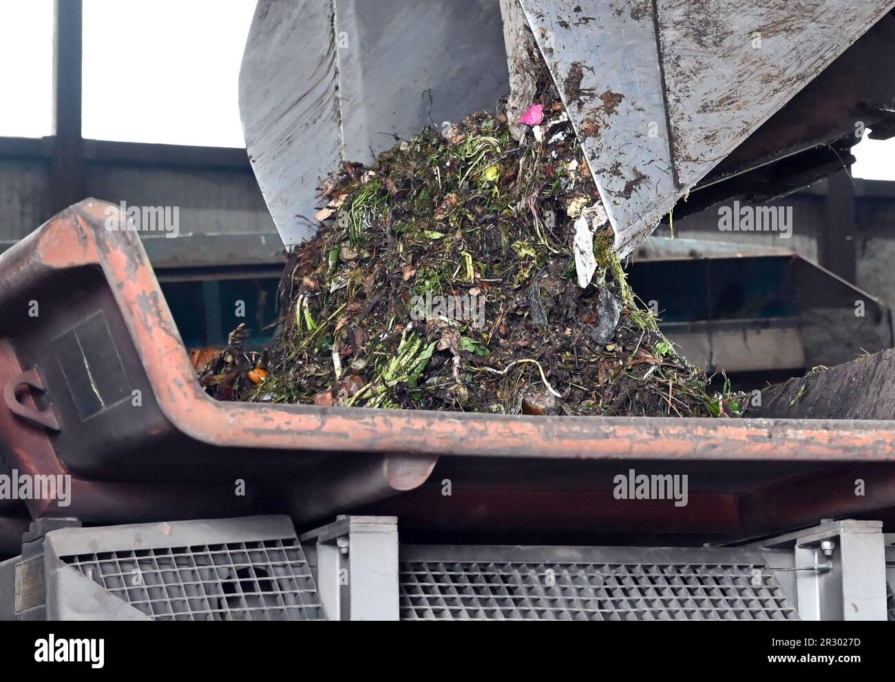 Bad Rappenau, Germany. 25th Apr, 2023. In Bauer's biowaste plant ...