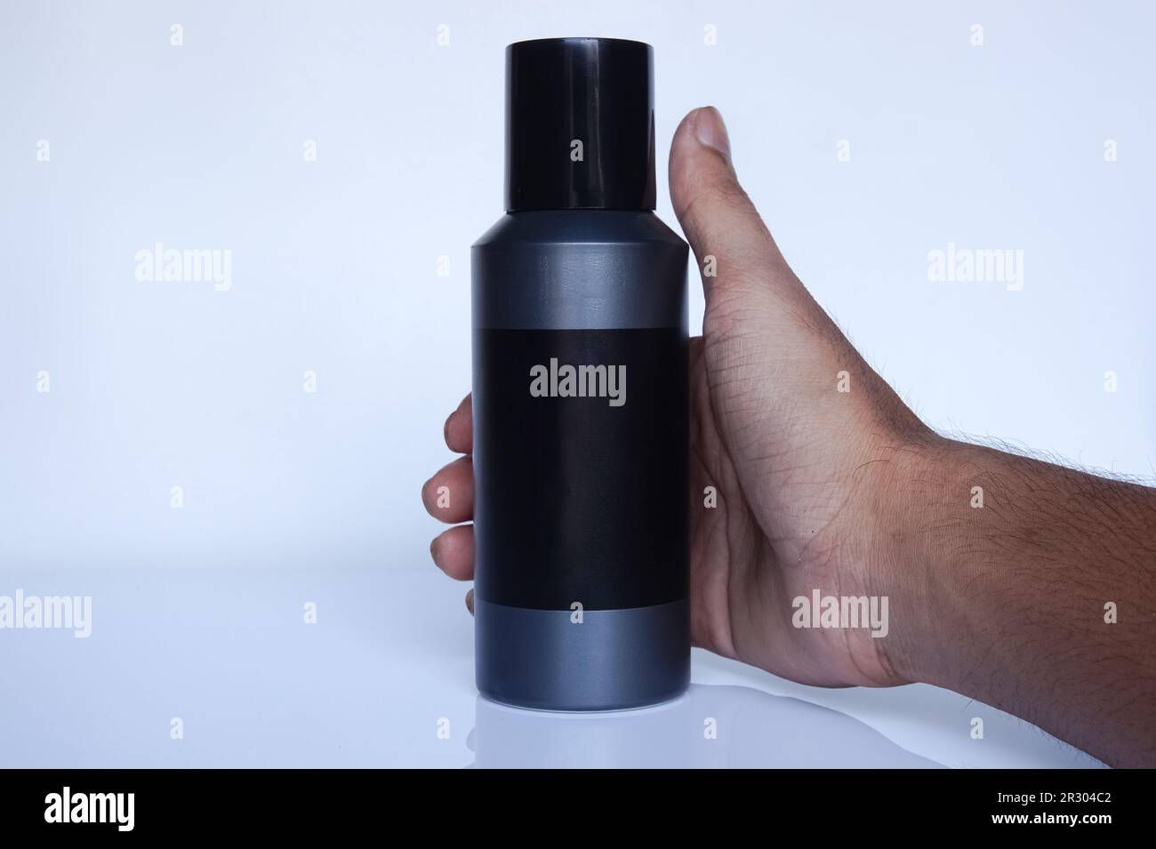 Negative space packaging design hi-res stock photography and images - Alamy