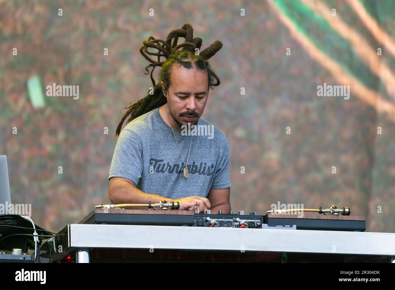 Chris Kilmore of Incubus performs at the Welcome To Rockville Music ...