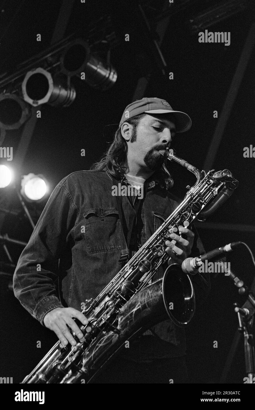 Reading, UK, 28 Aug., 1994: Cambridge, Mass.-based band Morphine played ...