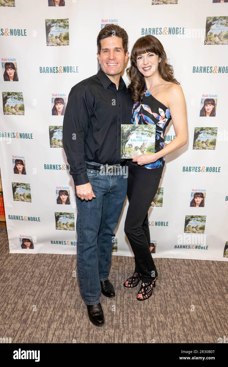 Dr. Ken Schultz, Author Heidi Schultz attend Heidi Schultz Reads and ...