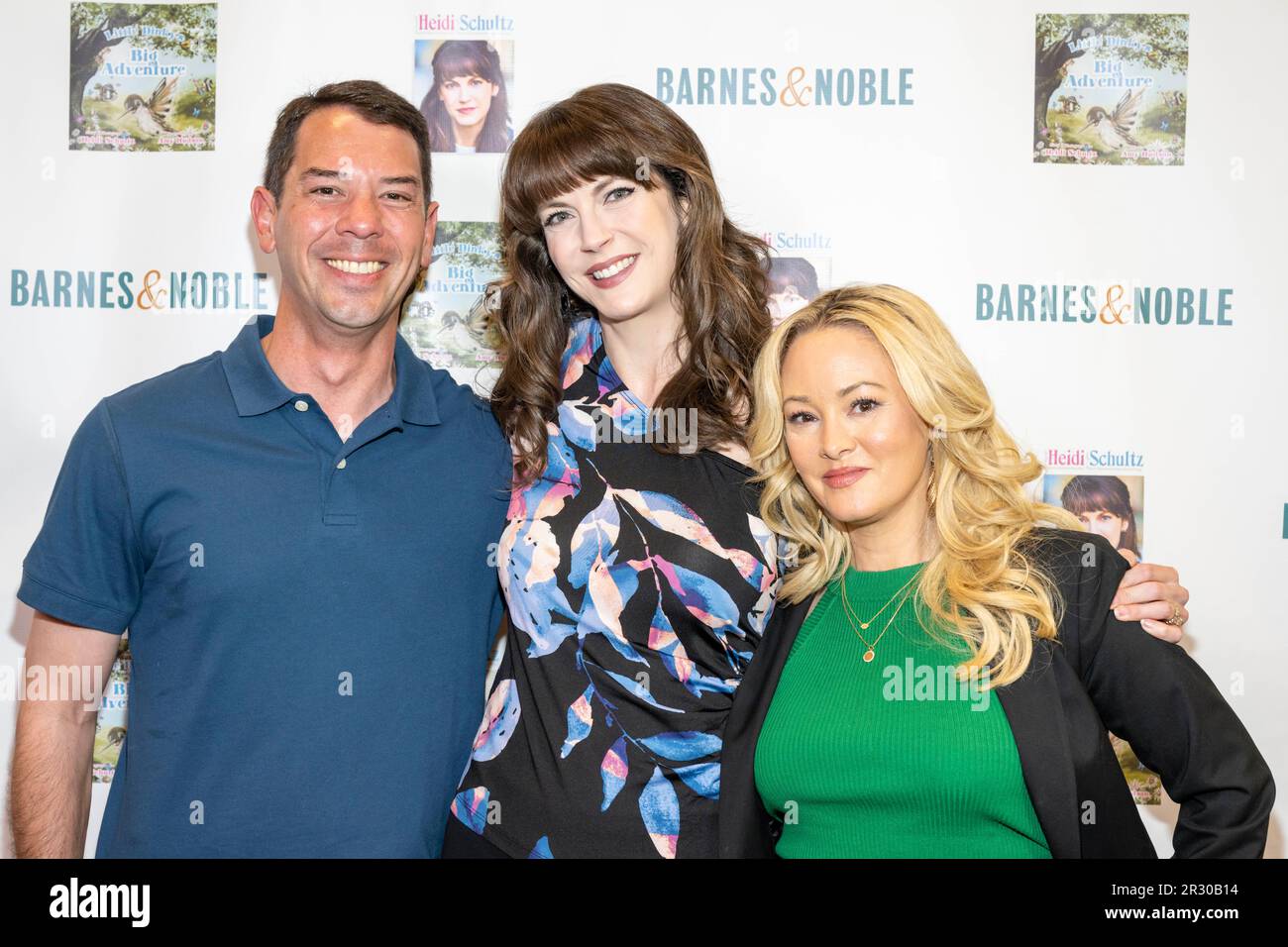 Actor John Kent, Author Heidi Schultz, Actress Drae Williamson attend ...