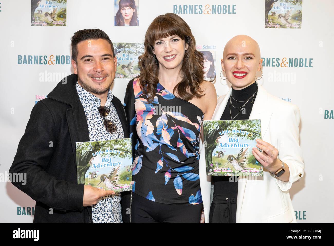 Author Heidi Schultz with guests attends Heidi Schultz Reads and Signs ...