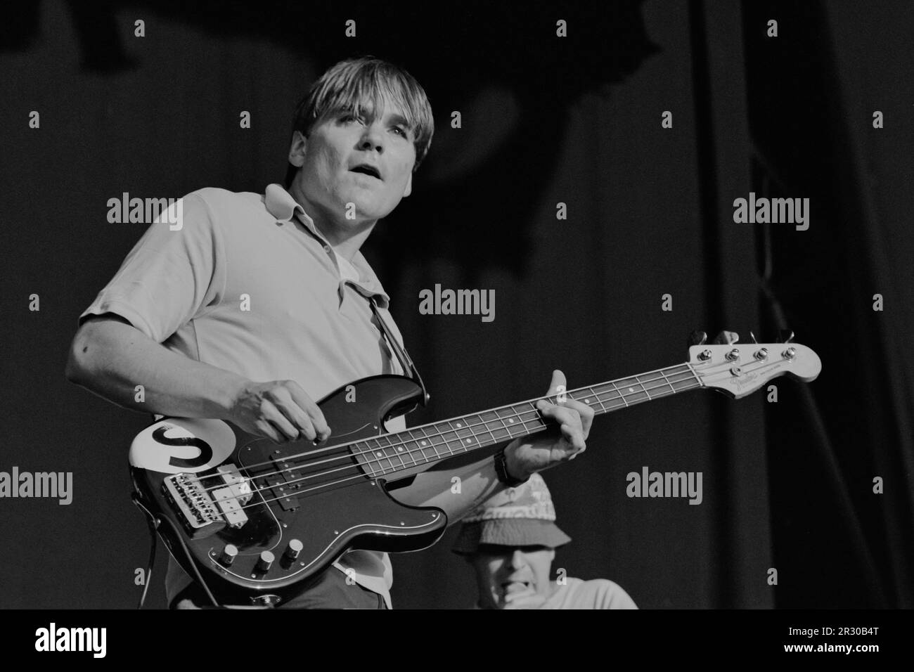 Pavement live Black and White Stock Photos & Images - Alamy