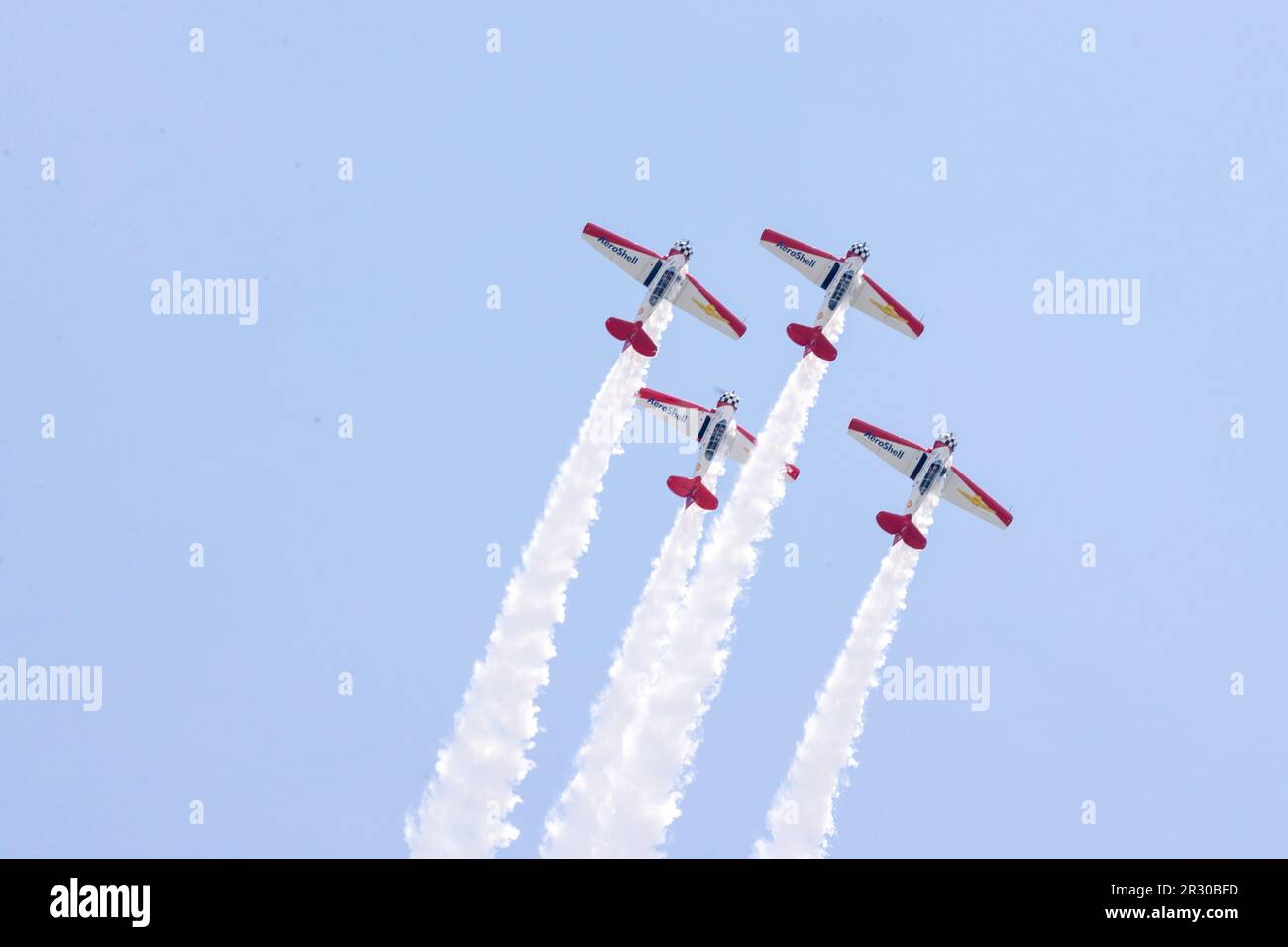 The aeroshell aerobatic team performs 10th chennault airshow hi-res ...
