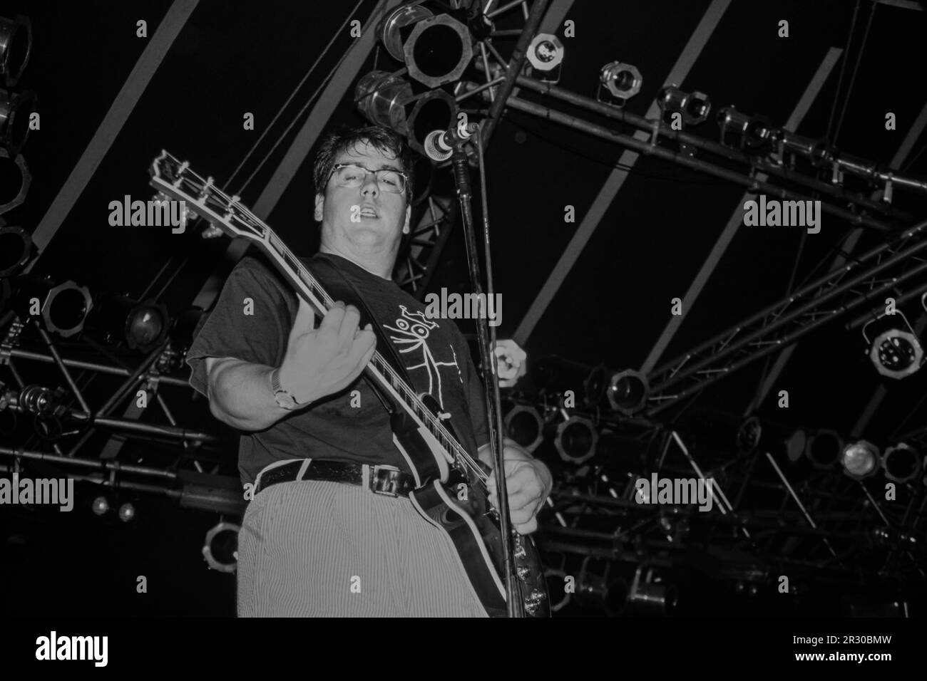 Reading, UK, 28 Aug., 1994: Singer and guitarist John Flansburgh, co ...