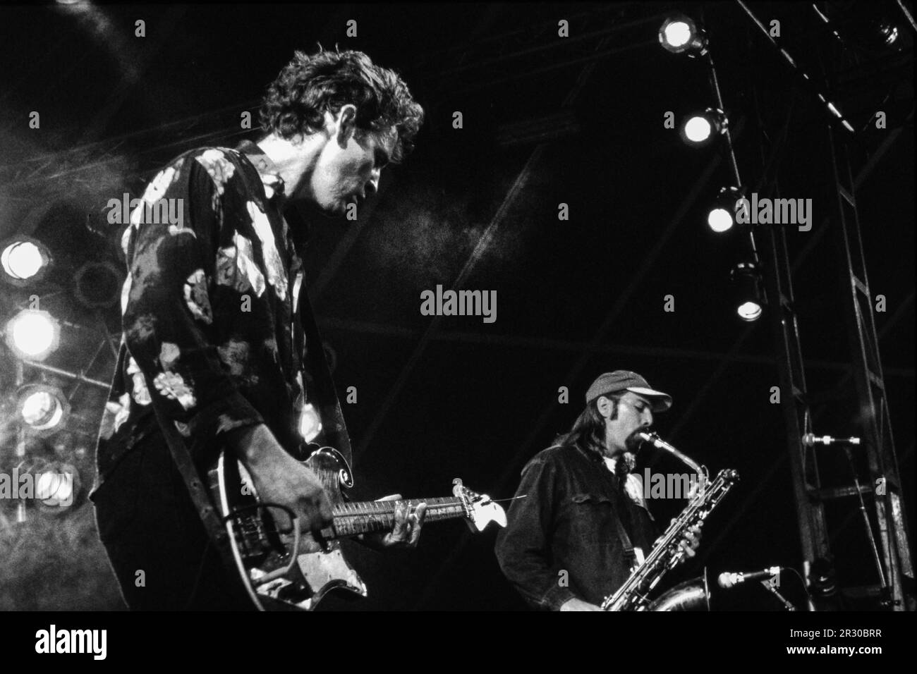 1994 tour hi-res stock photography and images - Alamy