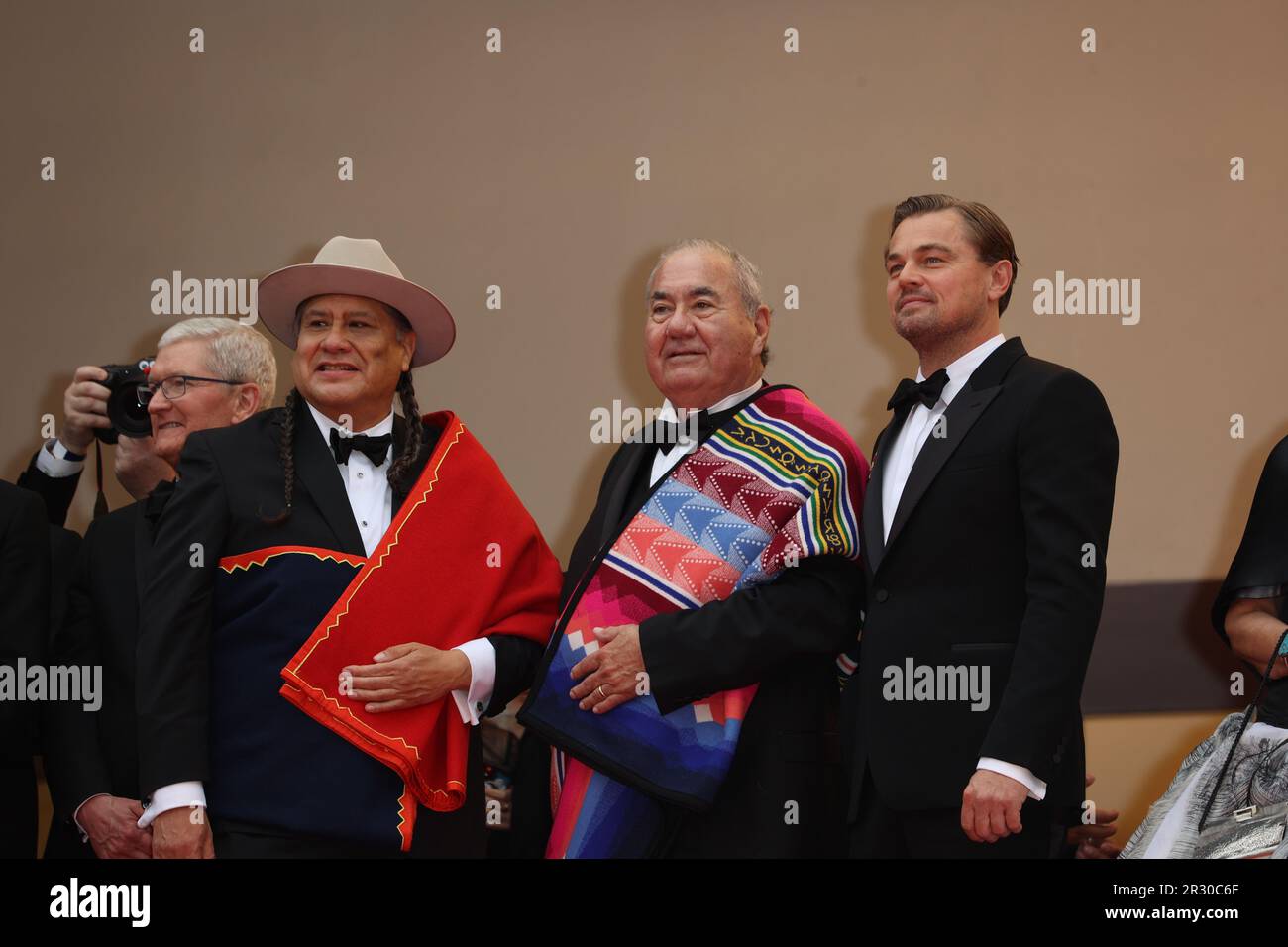 Chief standing bear and leonardo dicaprio hi-res stock photography and ...