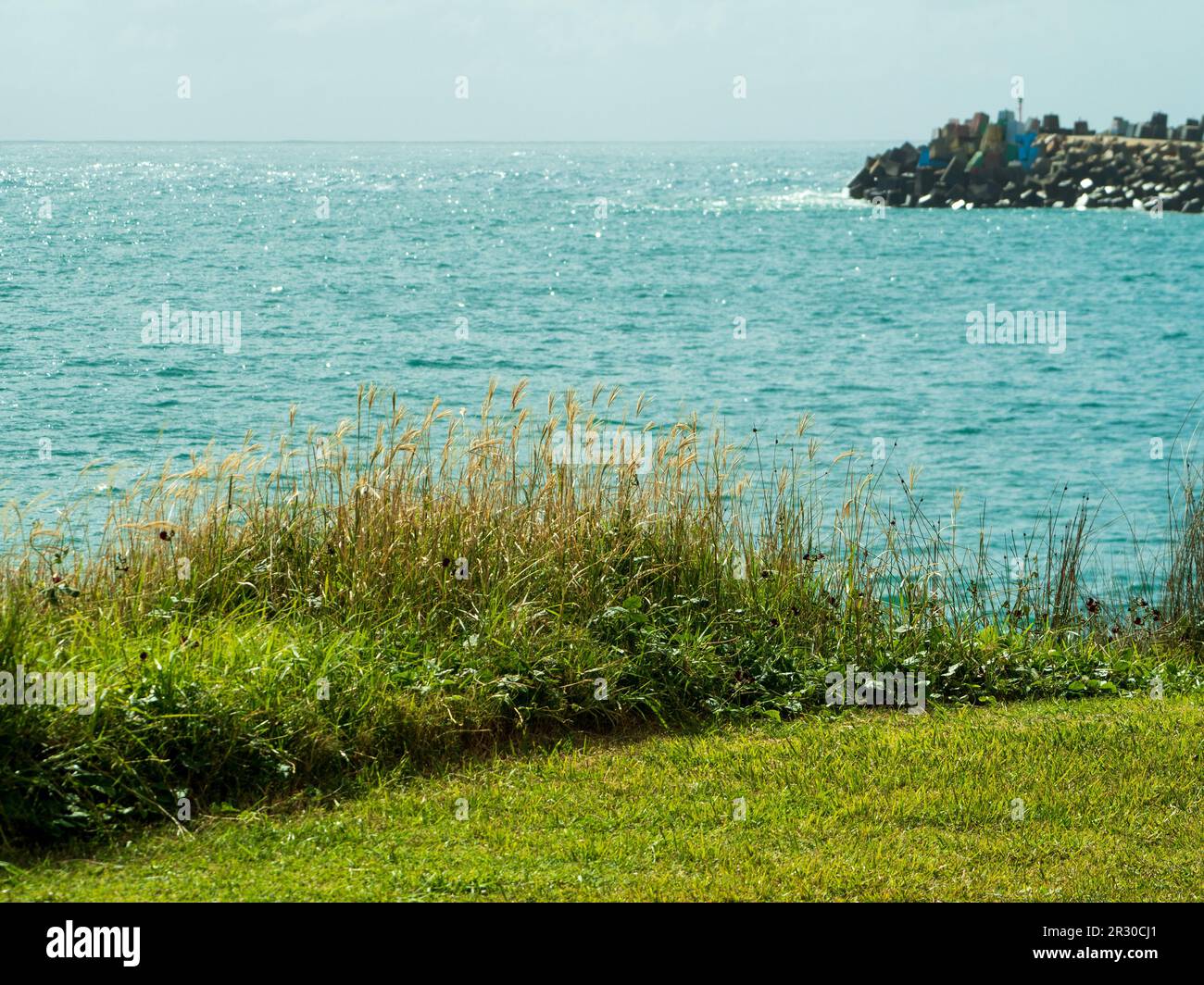 Shiny breakwall hi-res stock photography and images - Alamy