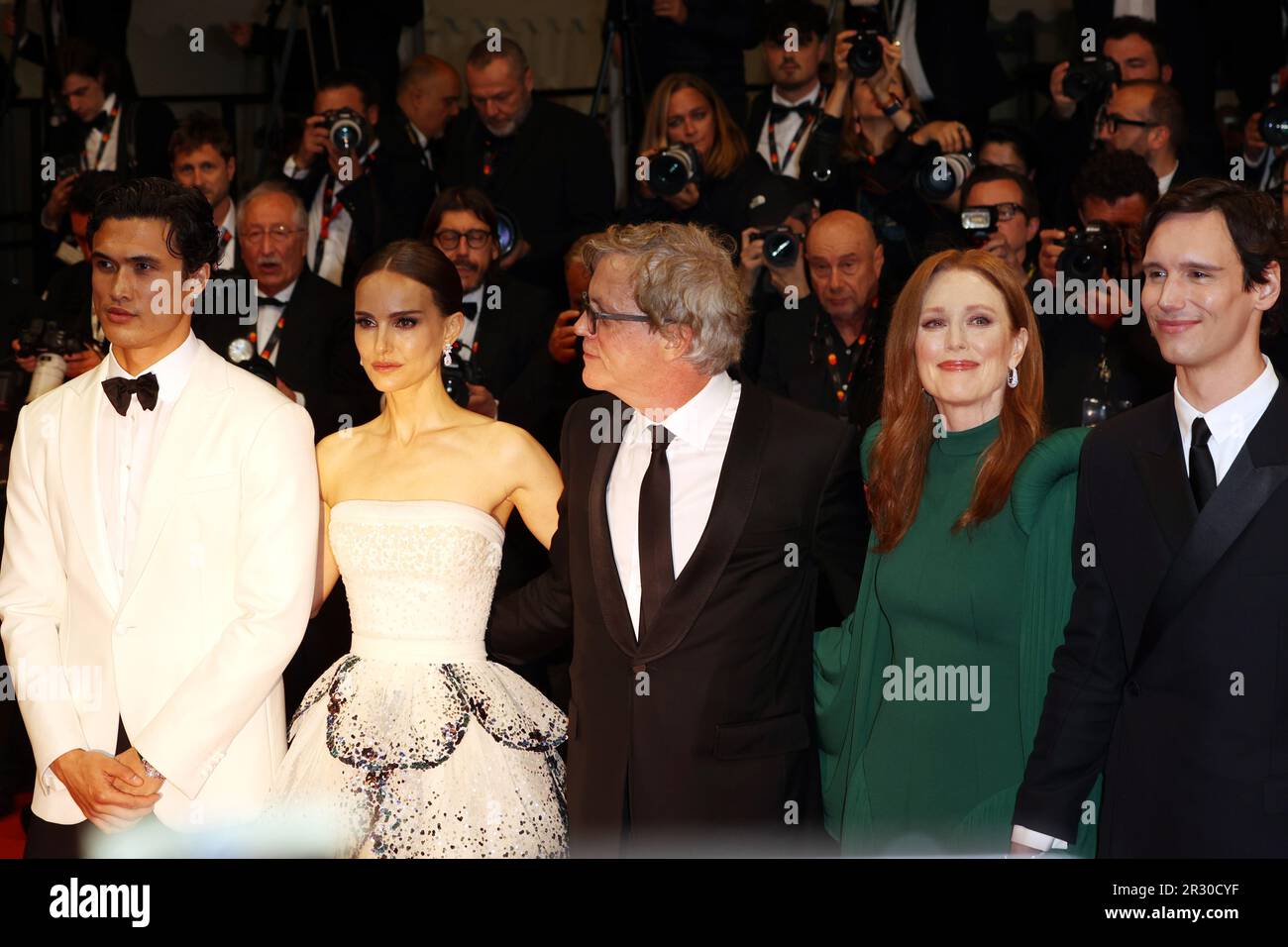 Cannes, France. 22nd May, 2023. CANNES, France on 20. MAY 2023; Cory Michael Smith, Julianne ...