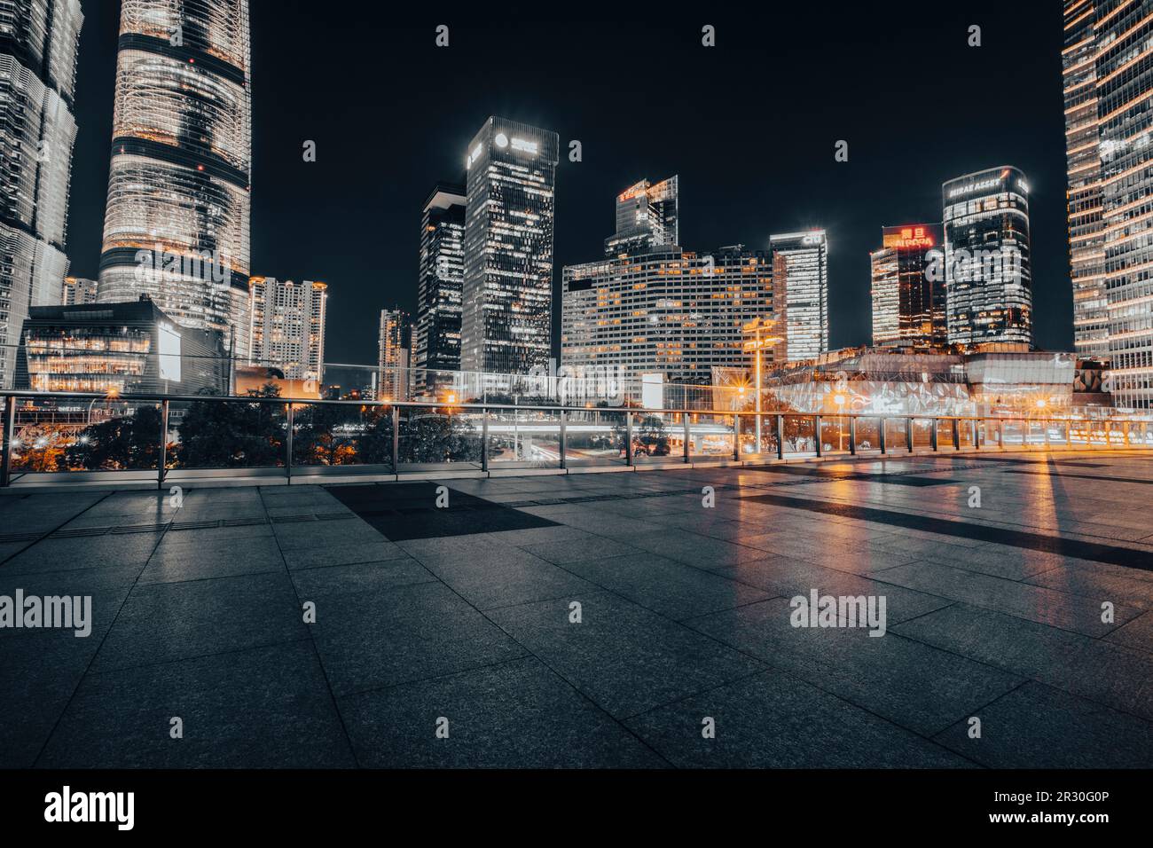 Shanghai skyline railing hi-res stock photography and images - Alamy