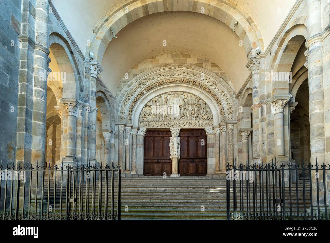 Autun . Tympanum of cathedral Saint Lazare . Morvan regional natural ...
