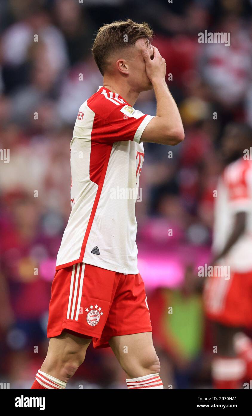 enttŠuscht Joshua Kimmich of Bayern Muenchen FC Bayern Muenchen - RB ...