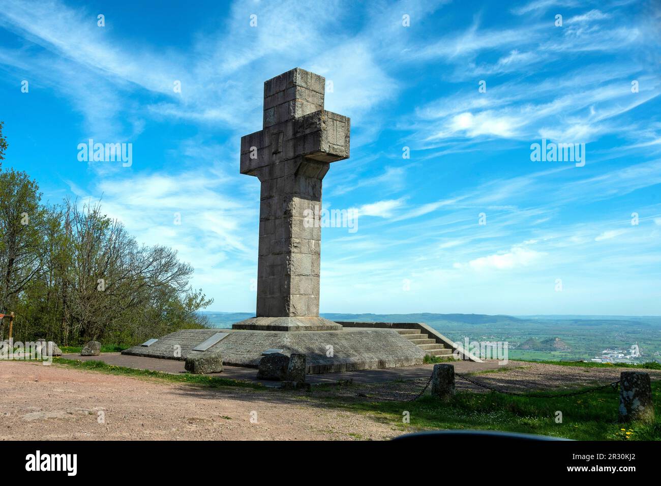 Autun . The monumental liberation cross erected on Mount Saint ...