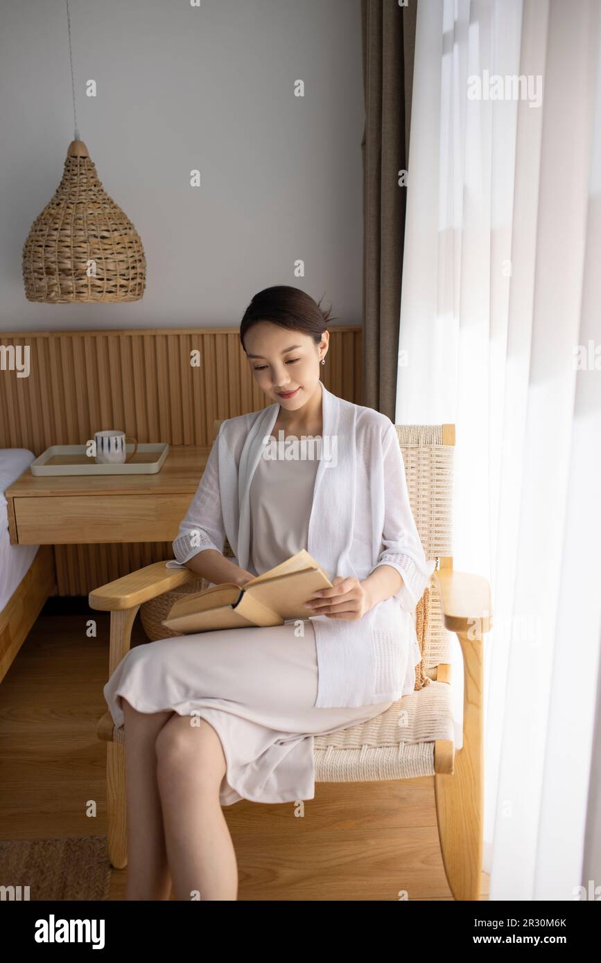 Dress for success book hi-res stock photography and images - Alamy