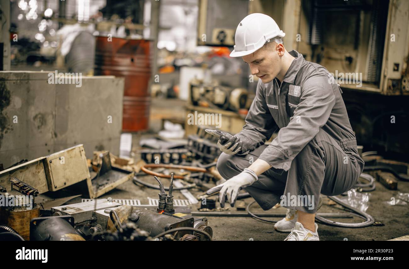 Engineering technicians use hand tools to perform regular maintenance ...