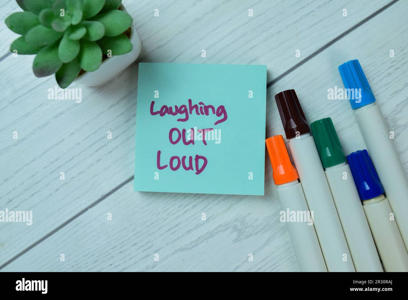 Text message laughing out loud hi-res stock photography and images - Alamy