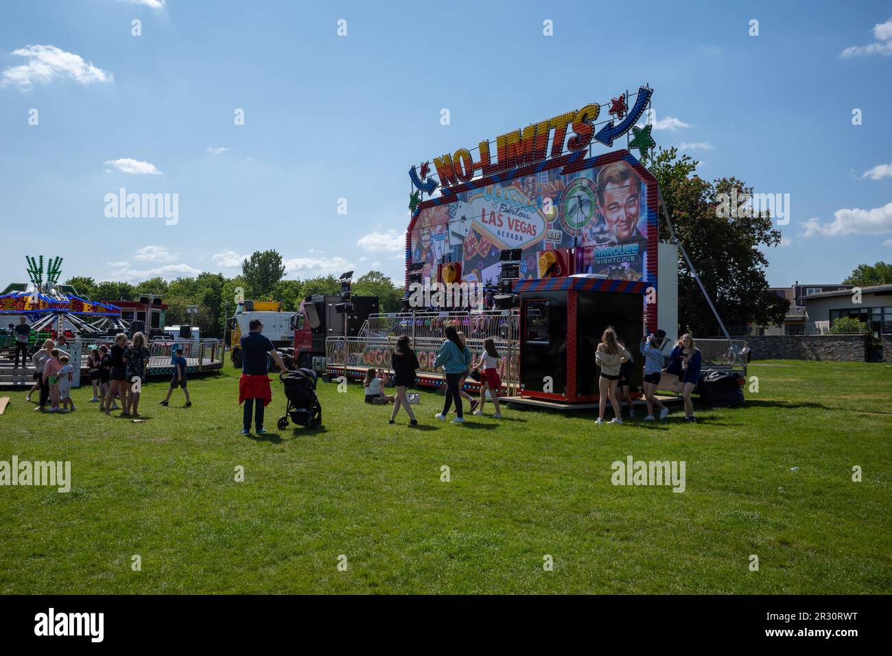 Hanham Common funfair (May23 Stock Photo - Alamy