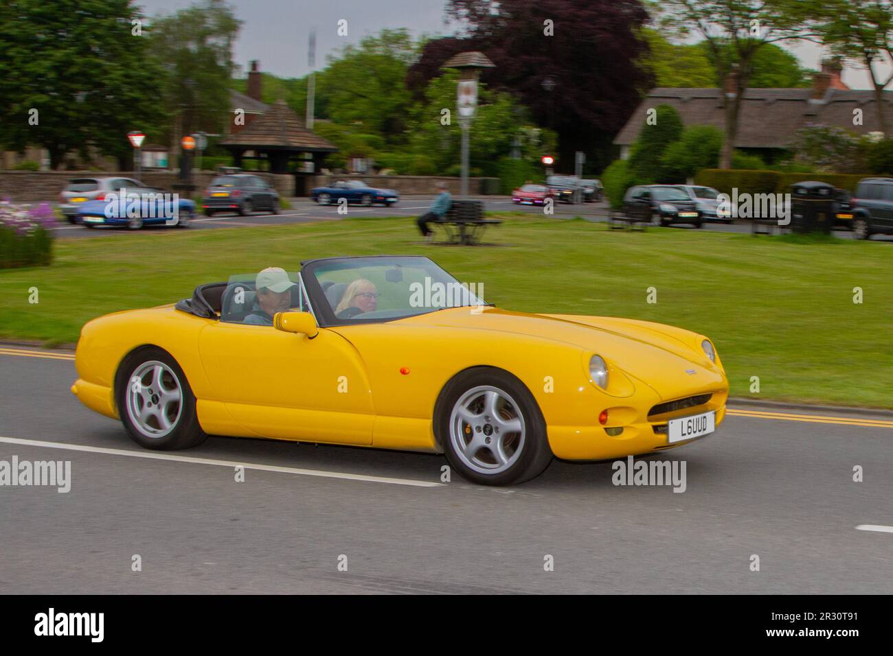 1998 90s nineties Blackpool built British TVR Chimaera Yellow Car ...